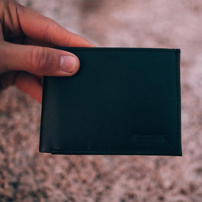 Black Leather Wallets – The Real Leather Co.